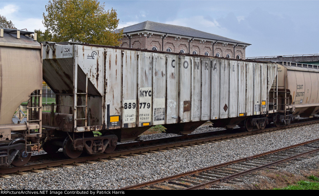 NYC 889779 X-CR 889779 XX-PCB 889779 10-1971-built H54 PS 4785cf 3-gate covered hopper on CSX in ...